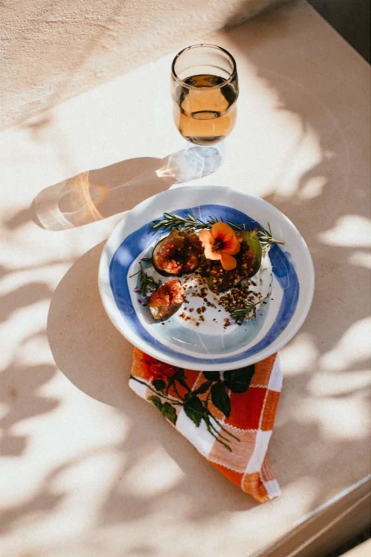 Inspiration déco : Tables du sud colorées - Turbulences Déco