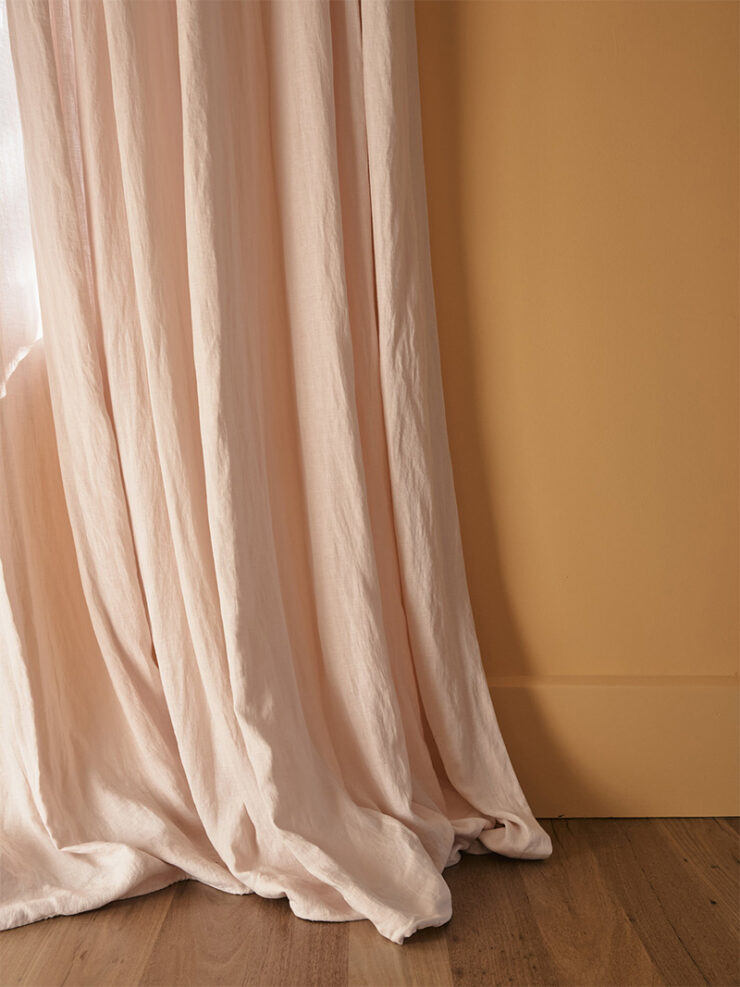 La beauté des rideaux en lin* - Turbulences Déco