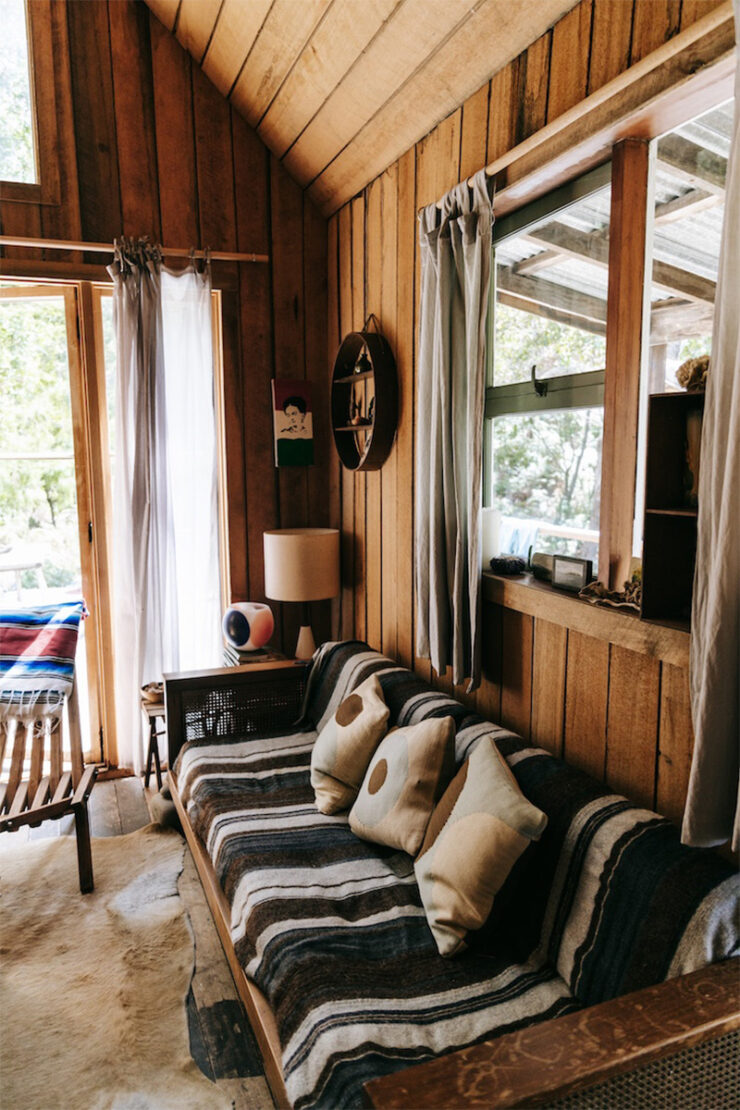 Une cabane de surfeur à la déco "shak cabin" à l'autre bout du monde ...