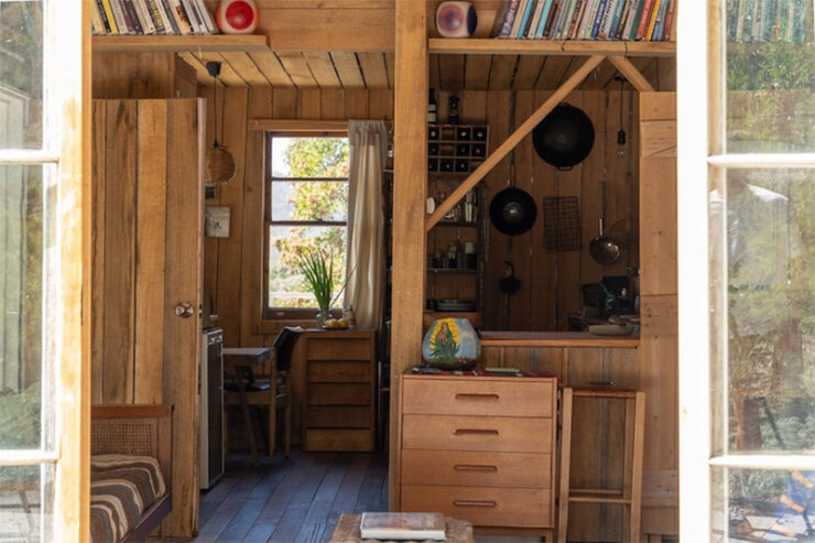 Une cabane de surfeur à la déco "shak cabin" à l'autre bout du monde ...